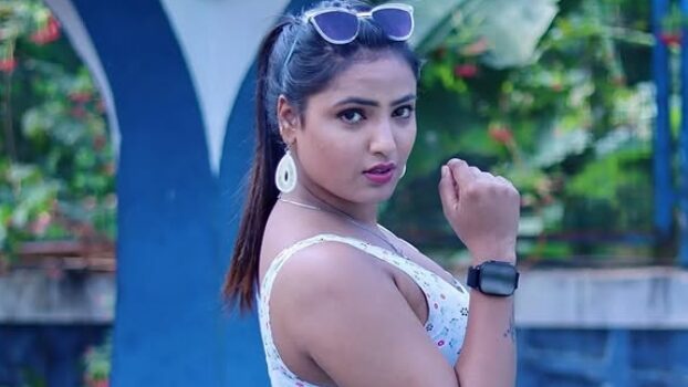 Shyna Khatri Biography: Age, Web Series, Boyfriend info 2025