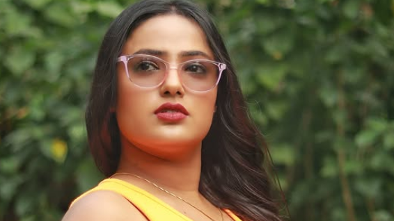 Shyna Khatri Biography: Age, Web Series, Boyfriend info 2025
