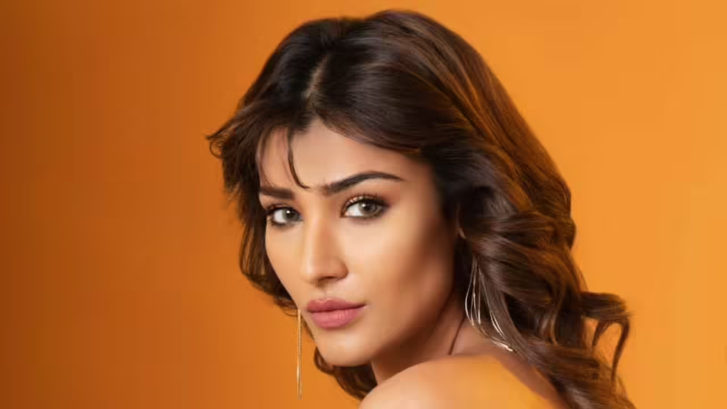 Nehal Chudasama Age, Biography, Husband, Movies, Net Worth and More ...