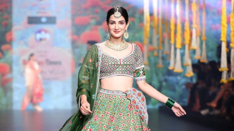 Shubhi Joshi Age, Movies, Parents, Biography, Net Worth and More Info ...